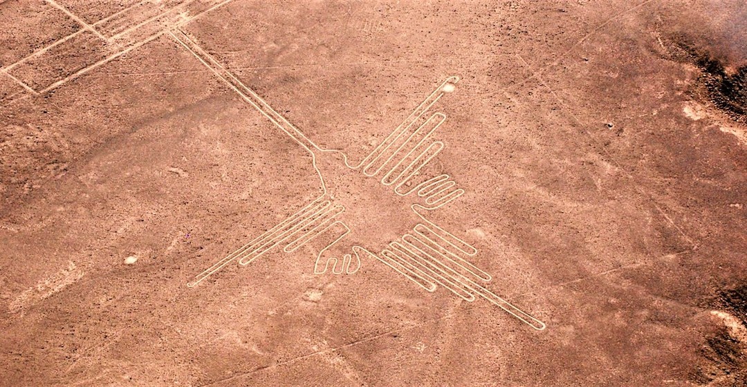 Nazca Lines, the largest geoglyphs in the world | TreXperience